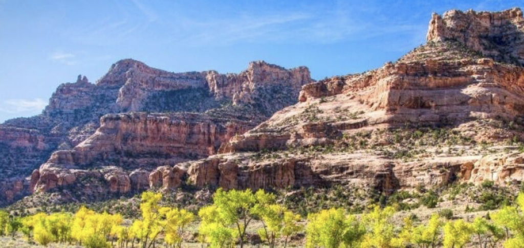 Apple SOS: Deep canyon, trapped in water, hypothermia a possibility ...