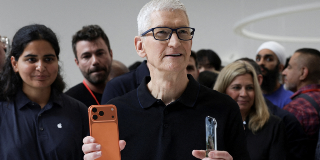 Mark Gurman: Apple has begun a 'full rethink' of the iPhone | Philip ...